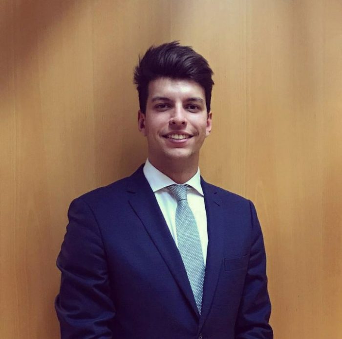 Pablo Millán, graduado en EEUU con una beca de fútbol